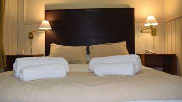 Quarto Standard, 1 cama de casal | Cofre no quarto, berços/camas para crianças grátis, Wi-fi grátis