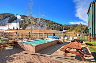 Estúdio | Piscina exterior