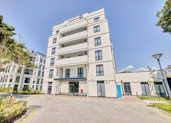 Premier Inn Bournemouth West Cliff - Poole