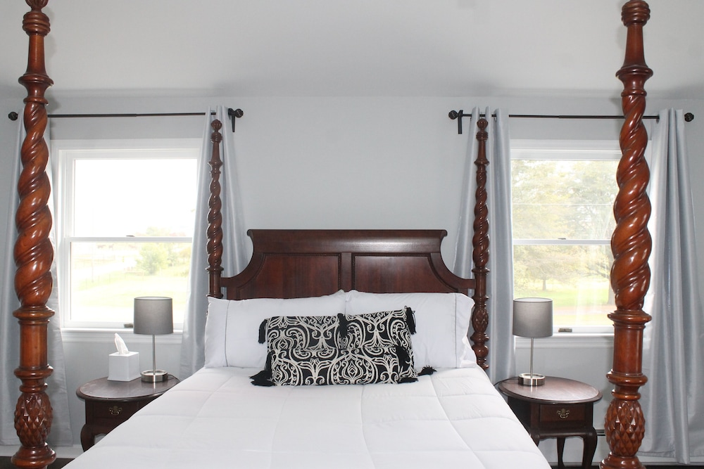 Stay In The Heart Of Amish Country. Close To Many Popular Attractions, - Strasburg