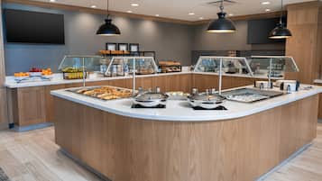 Pequeno-almoço tipo buffet incluído