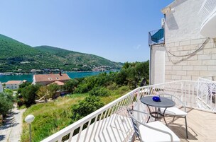 Apartamento (Four Bedroom Apartment - Balcony and ) | Varanda