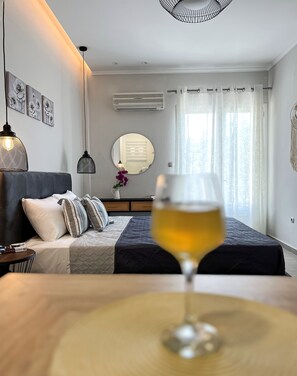 Apartamento Standard | Roupa de alta qualidade, Wi-fi grátis, roupa de cama fornecida 