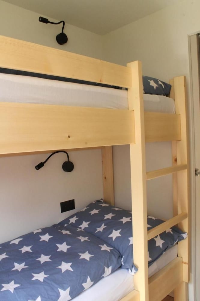 Ferienwohnung Celerina Für 1 - 4 Personen Mit 2 Schlafzimmern - Ferienwohnung - Celerina/Schlarigna