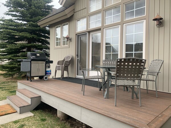 3 Bedroom Condo Close To Skiing, Biking And Hiking - Driggs, ID