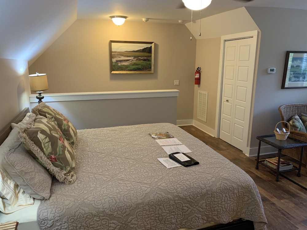 The Riverland Loft In Charleston, Sc - Charleston, SC