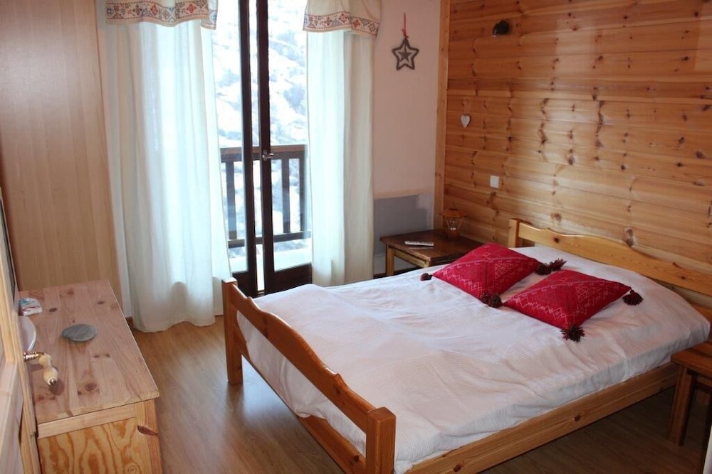 Vars 3 Pièces Dans Un Chalet - Lac de l'Étoile