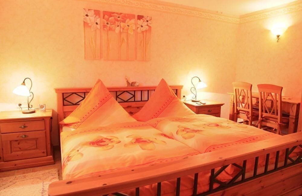 Ferienwohnung Neuhaus Für 1 - 4 Personen Mit 2 Schlafzimmern - Ferienwohnung - Lauscha