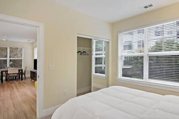 Time To Relax | Location | Old Town | 2 Bedrooms - Alexandria, VA