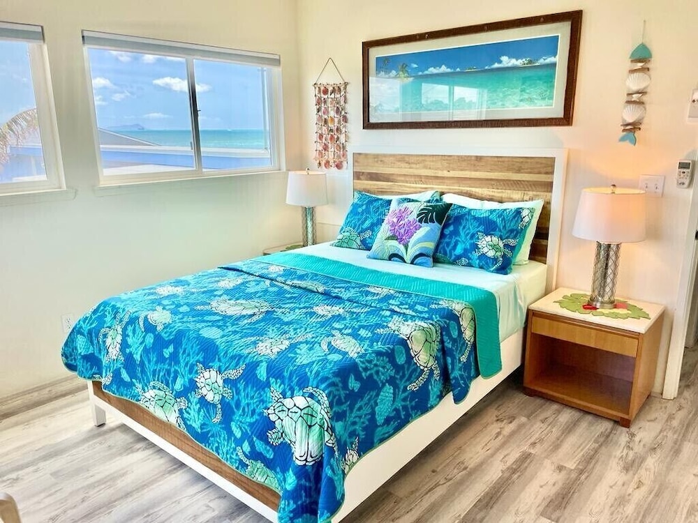 Ocean Front House🏖️🏄right On The Beach!wifi. Free Parking - Kapolei, HI
