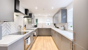 Casa | Cozinha privada | Uma chaleira elétrica