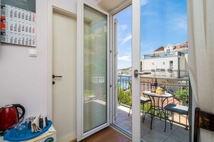 Quarto casal (Double Room with Balcony and Sea View) | Sacada