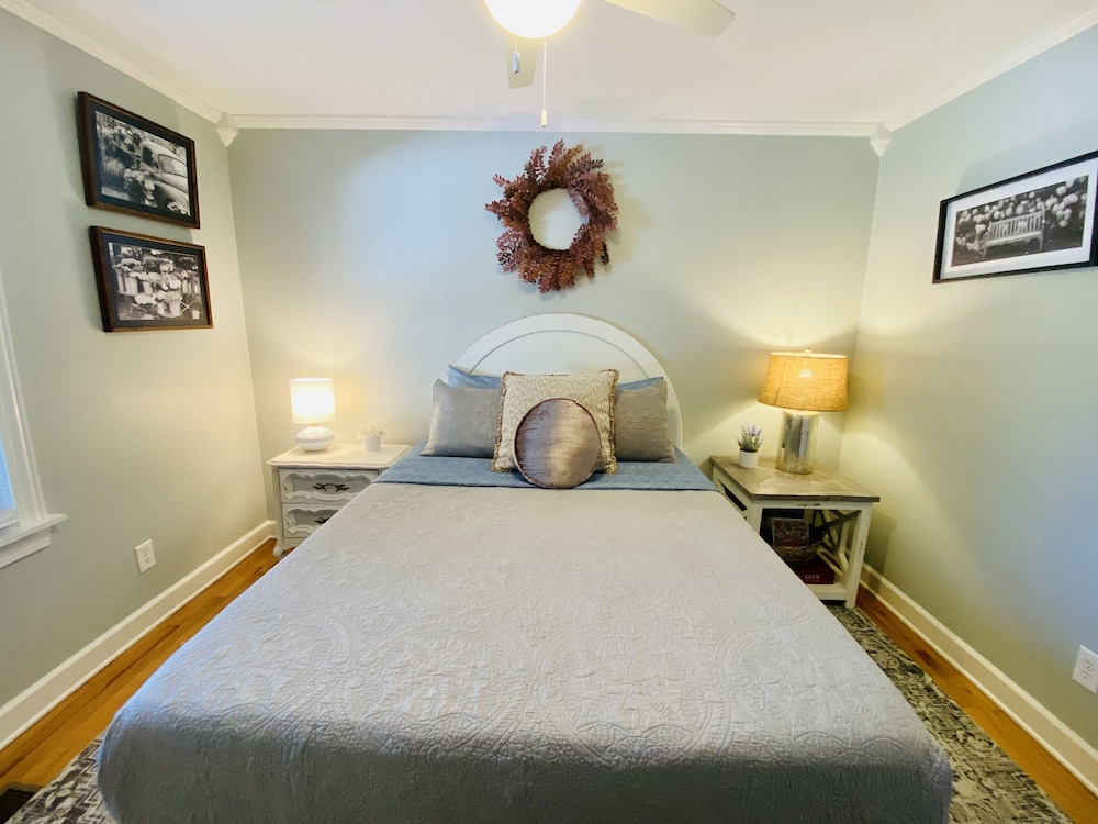 Downtown Greer Cottage ⭐️ Walk To Downtown! - Greer, SC