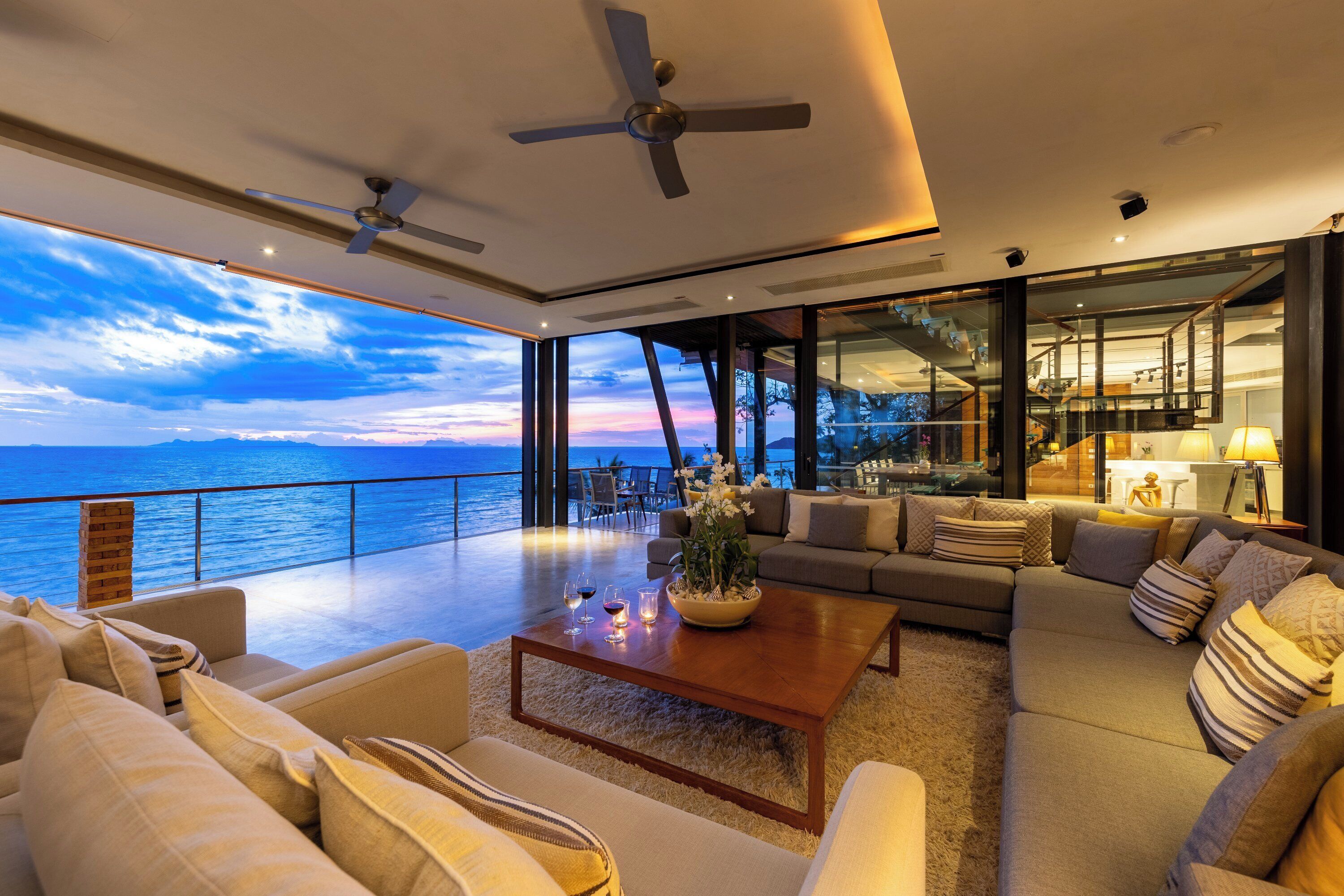 Vila (5 Bedrooms) | Área de estar | TV 32 polegadas com canais digitais, DVD player, mesa de pingue-pongue