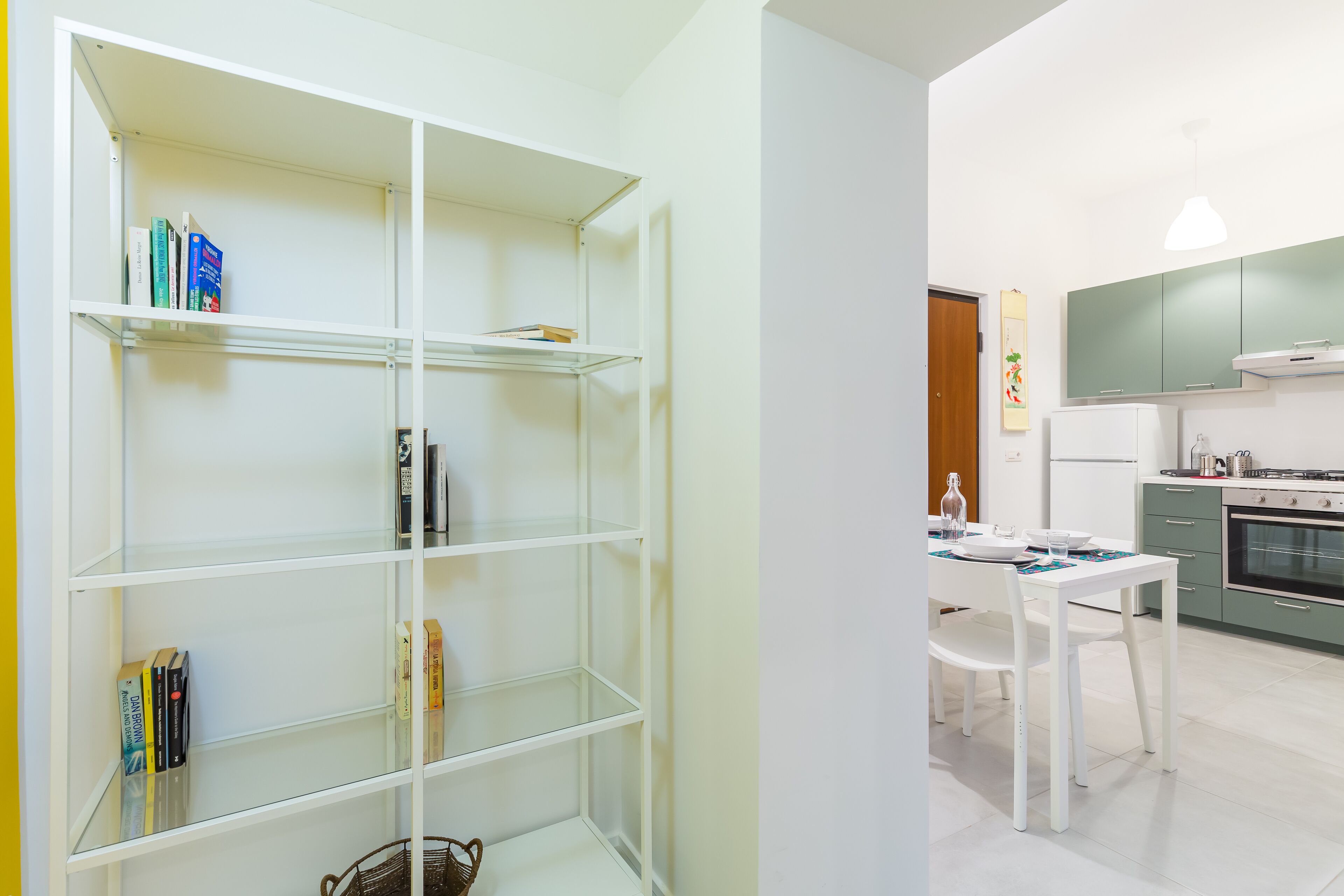 Apartamento luxo | Cozinha privada | Cafeteira/chaleira, chaleira elétrica, torradeira, freezer
