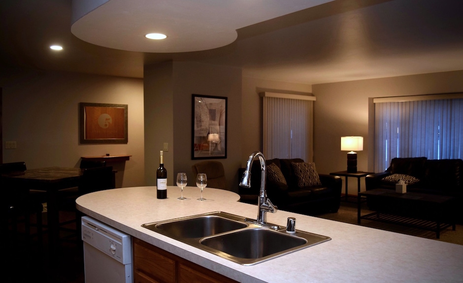 5th Steele Place, Llc - Downtown Algoma Condos: Overnight Or Extended Stays - Door County, WI