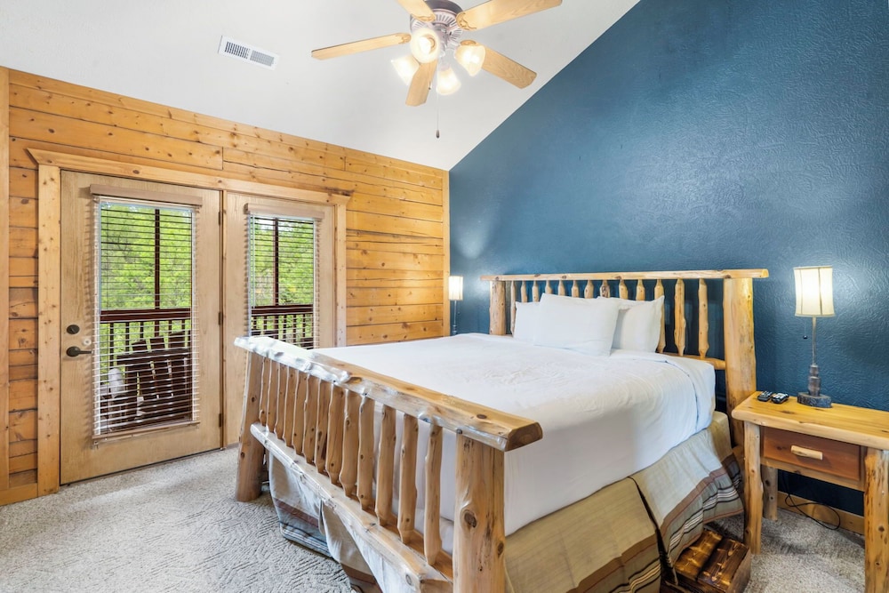 A Great Place To Unfurl - Relaxing Cabin In The Heart Of Branson! - Table Rock Lake