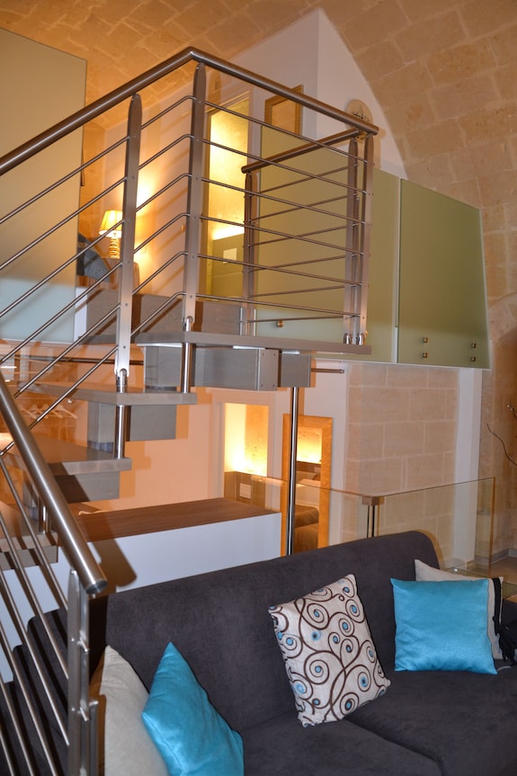 Living In The Sassi, A Tuff House In The Sasso Barisano, Matera - Matera