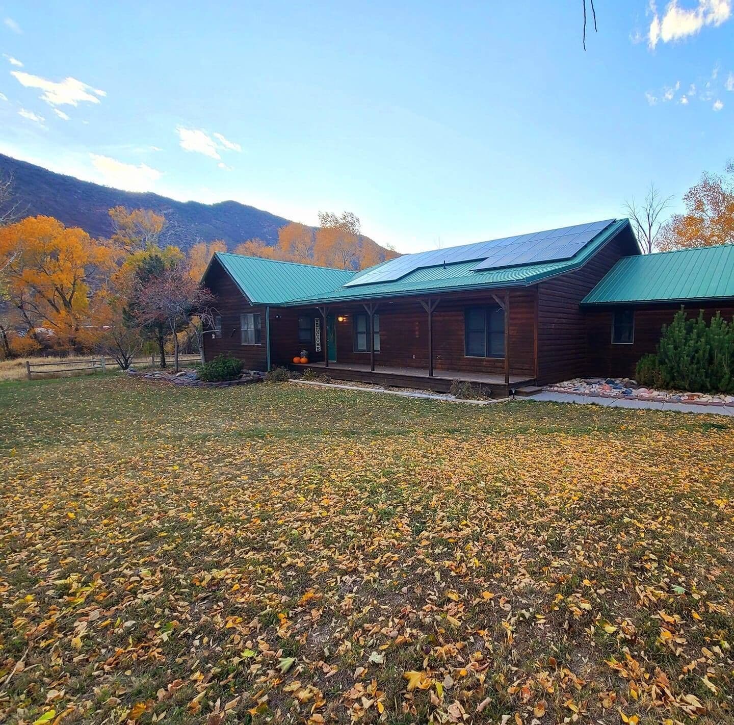 Scenic Creekside Ranch with main house & 5 private cabins! Sauna & Fire ...