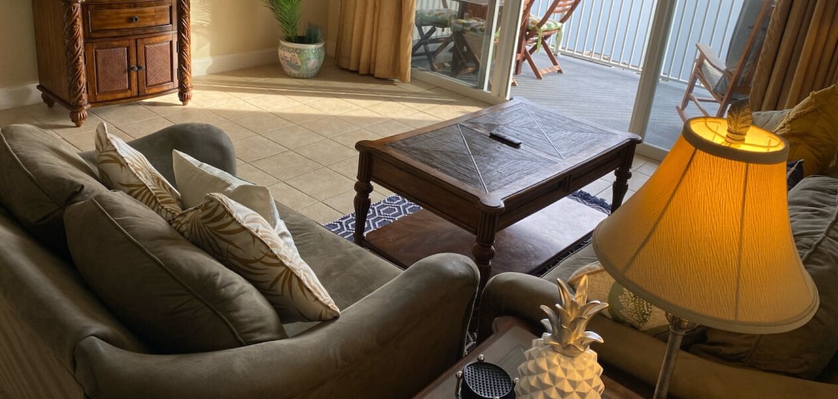 Luxury Waterfront/5* Resort/sleep6/1mile To Disney View Calendar - Lake Buena Vista, FL