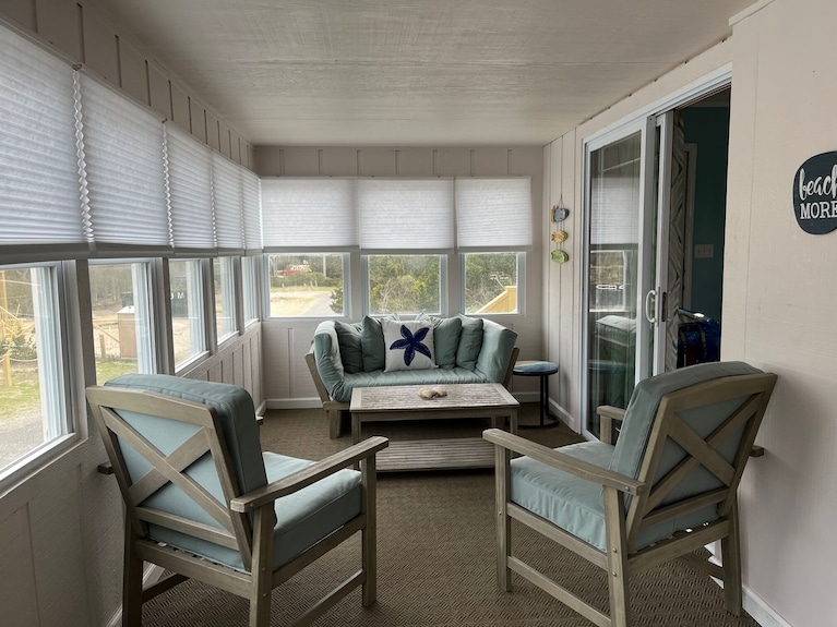 Steps To The Beach Pet Friendlyhouse. Pool & Hot Tub! 3 Minute Walk To Beach! - Avon, NC