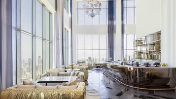 2 restaurantes, pequenos-almoços servidos, cozinha italiana