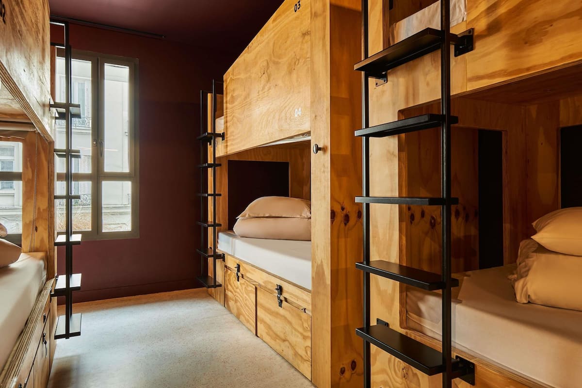 1 Lit dans une chambre partagée de 6 réservée aux femmes | Cortinas/cortinados opacos, quartos insonorizados, Wi-fi grátis