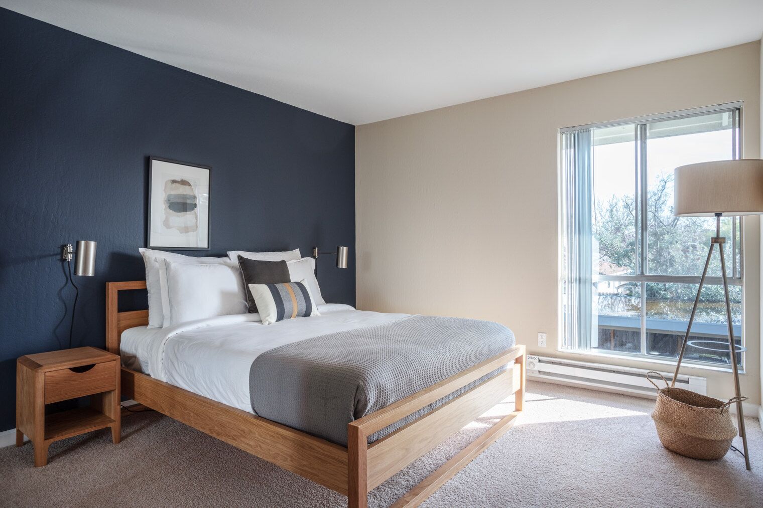 Sleek Mountain View 2br W/, Pool, Bbq, Nr. Shops & Hwy, By Blueground - Mountain View, CA