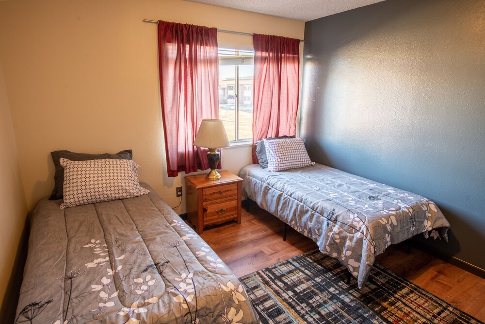 New! Modern Condo W/patio, 6 Miles To Dtwn Boulder - Boulder, CO