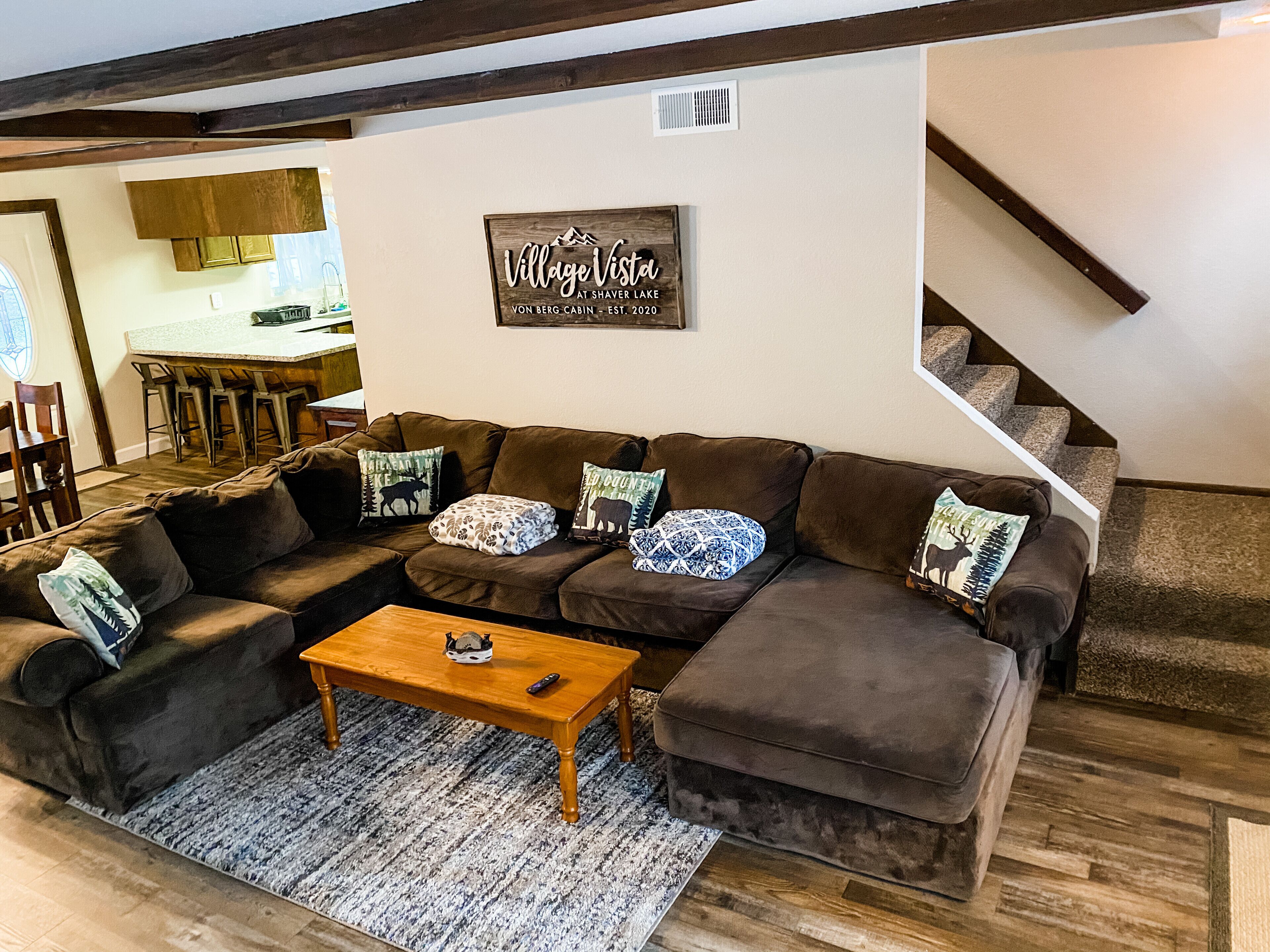 Cabin In The Heart Of The Village With Wifi - 4 Bedrooms Plus Kid Loft - China Peak Mountain Resort, CA