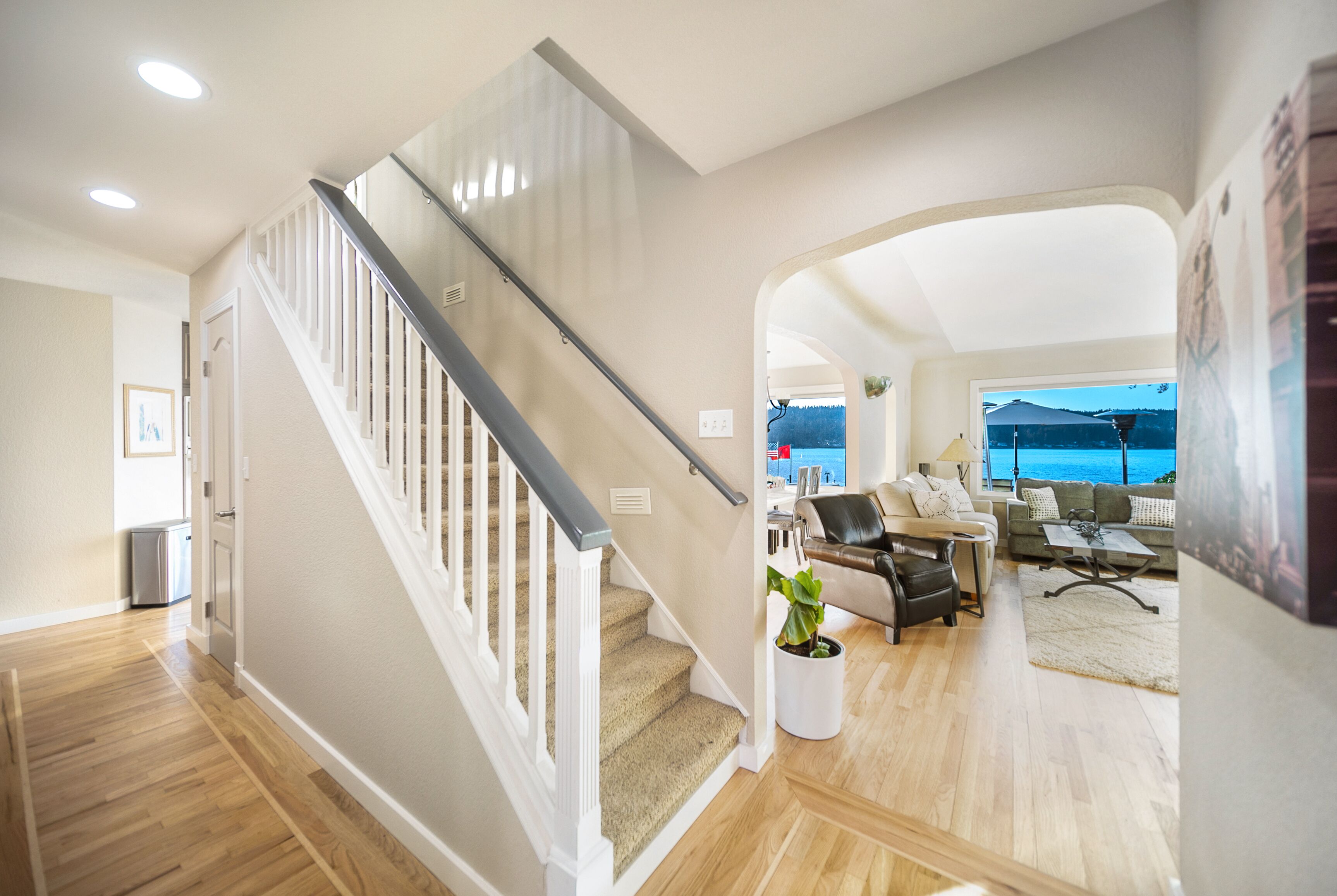 Erlands Point Beach House - Port Orchard, WA