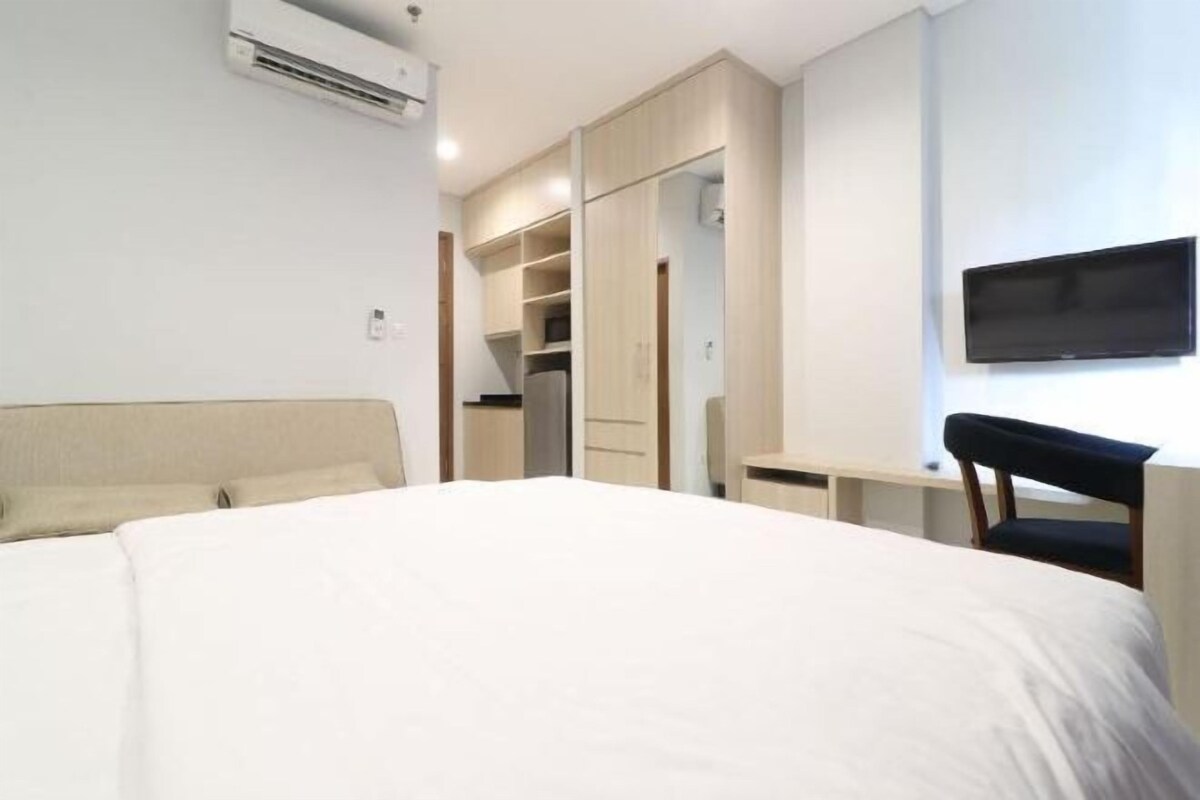 Secretária, Wi-fi grátis, roupa de cama fornecida 