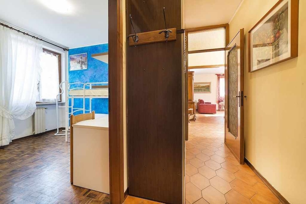 Casa Carla-with Garden, Next To Old Town And Lake - Bardolino