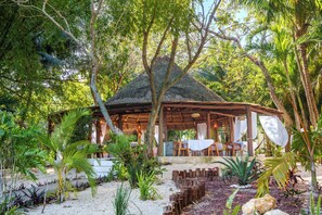 Café da manhã, almoço e jantar