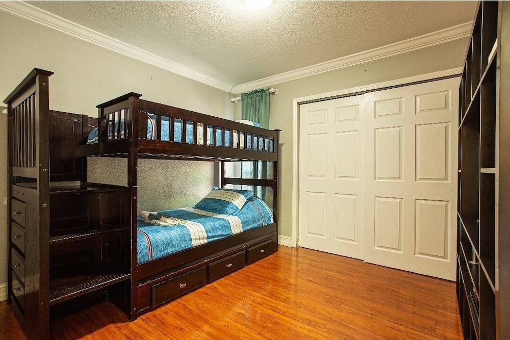 House 3b2b - Keystone, FL