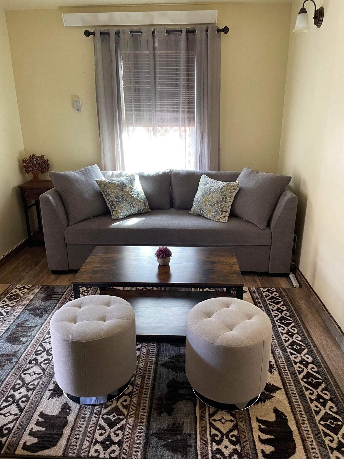 Parkway Yellowstone Guest House Apartment #3 - Gardiner, MT