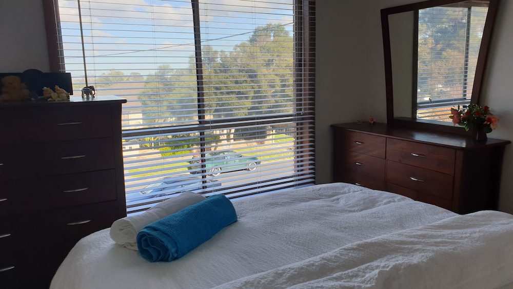 Clayton Independent Living Town House At Monash Doorstep - Mordialloc