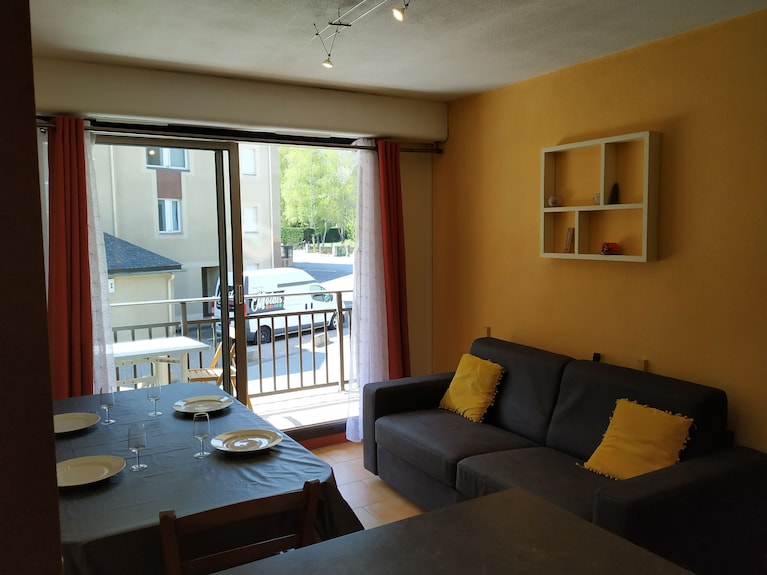 Apartment T2 In The Heart Of Saint Lary Village - Occitanie