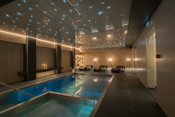 Sauna, banheira de hidromassagem, banho turco