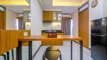 Apartamento, para não fumantes, cozinha americana | 2 quartos, ferros/tábuas de passar roupa, Wi-Fi de cortesia