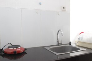 Apartamento, para não fumantes, cozinha americana | Cozinha privada | Geladeira, cooktop, lava-louças, talheres/pratos/utensílios de cozinha