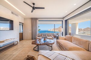 Suite, 4 quartos, vista para o oceano (Baja Collection) | Comodidade do quarto