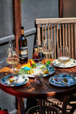 Apartamento (One-Bedroom Apartment with Terrace) | Exterior. Apartment Borna