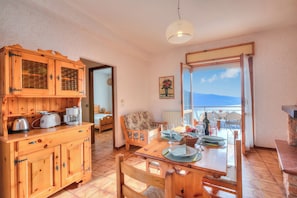 Apartamento Familiar, 2 quartos, junto à montanha (Residence Bellevue 8) | Vista do quarto