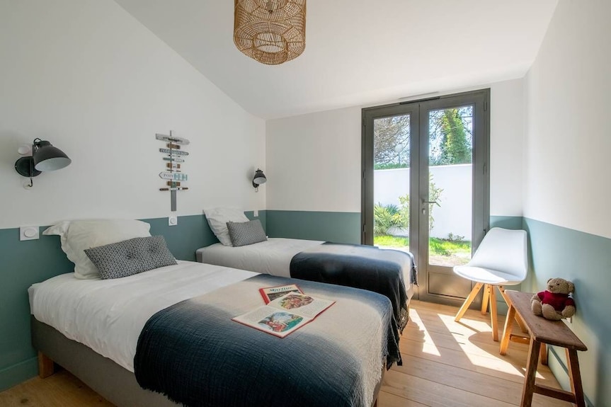 Nosybe - Maison D'architecte Avec Piscine à Deux Pas De La Plage Des Grenettes - La Flotte