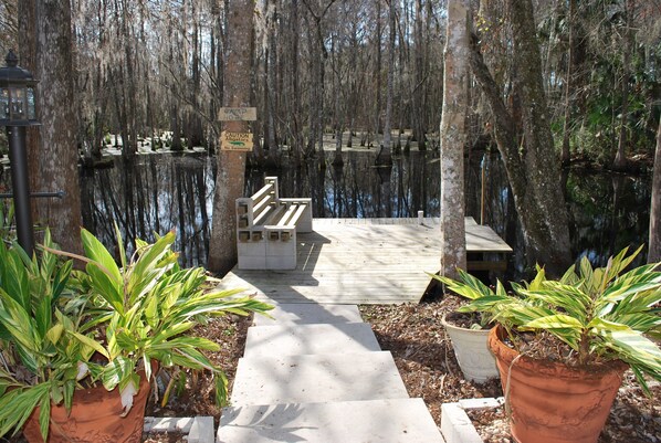 Unique Waterfront Stilt House on the Withlacoochee River, Fish, Kayak ...