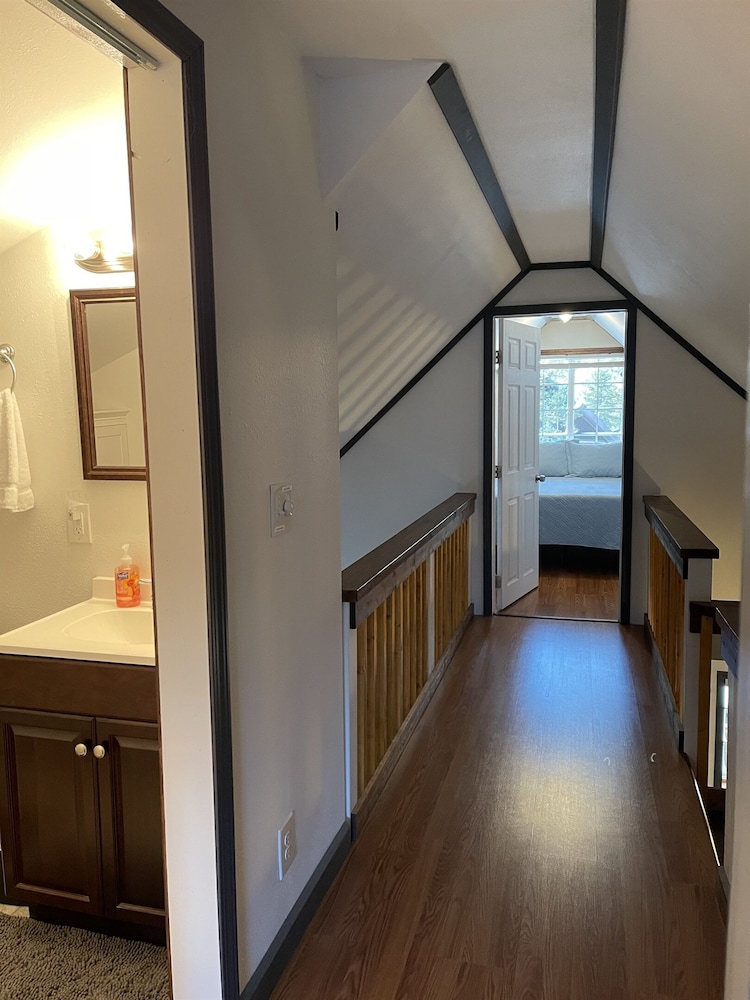 Caldera Cottage Close To Yellowstone - Island Park, ID