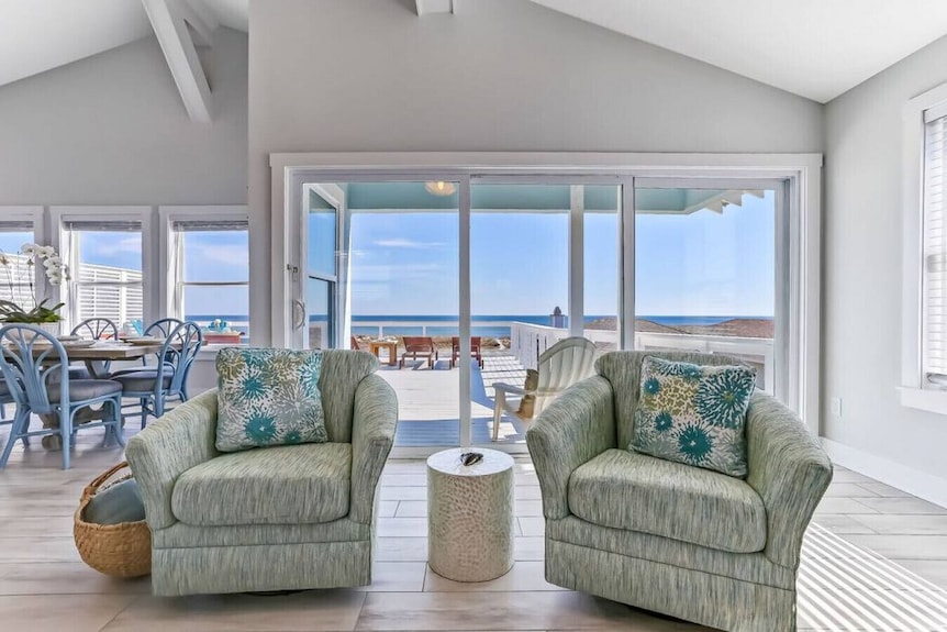Duke`s Beach House | Oceanfront | Huge Deck | Breathtaking Views - フェルナンディーナ・ビーチ, FL