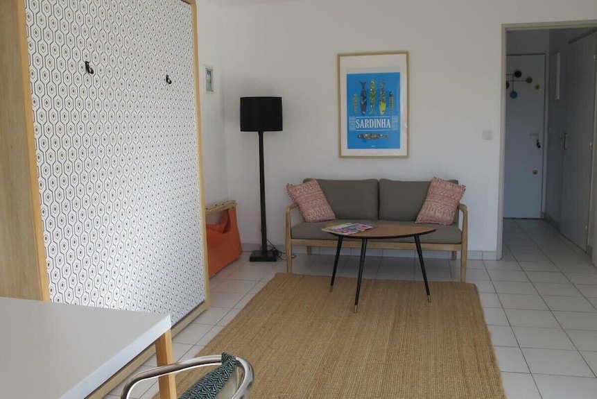 Superbe Appartement T2 Cabine Au Bord De La Plage - Agay Plage