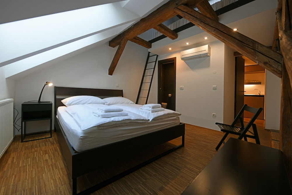 Atik Rooms - Slovenia